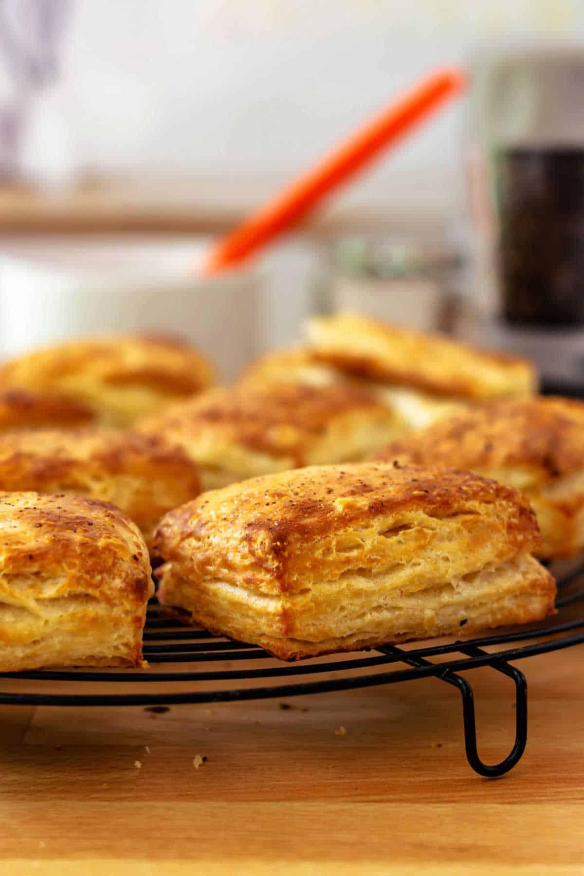 Savory Mini Cheese Tarts: Easy Party Bites | Savory Touch