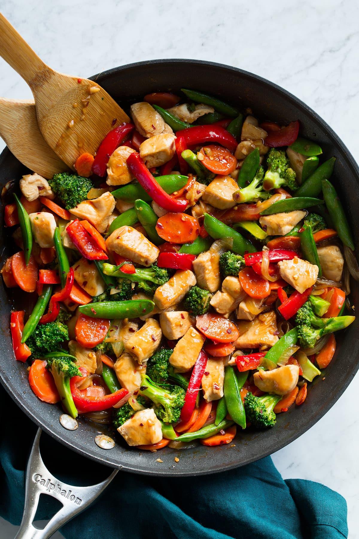Chicken Stir Fry with Rice and Vegetables | Savory Touch