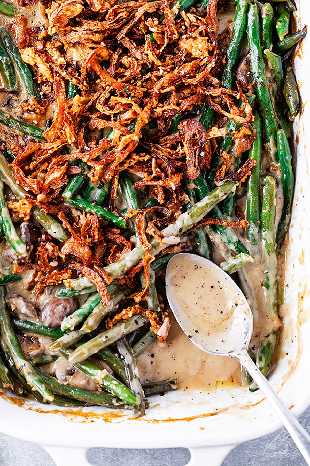 One Pan Green Bean Casserole: Fresh Herbs and Crispy Onions | Savory Touch