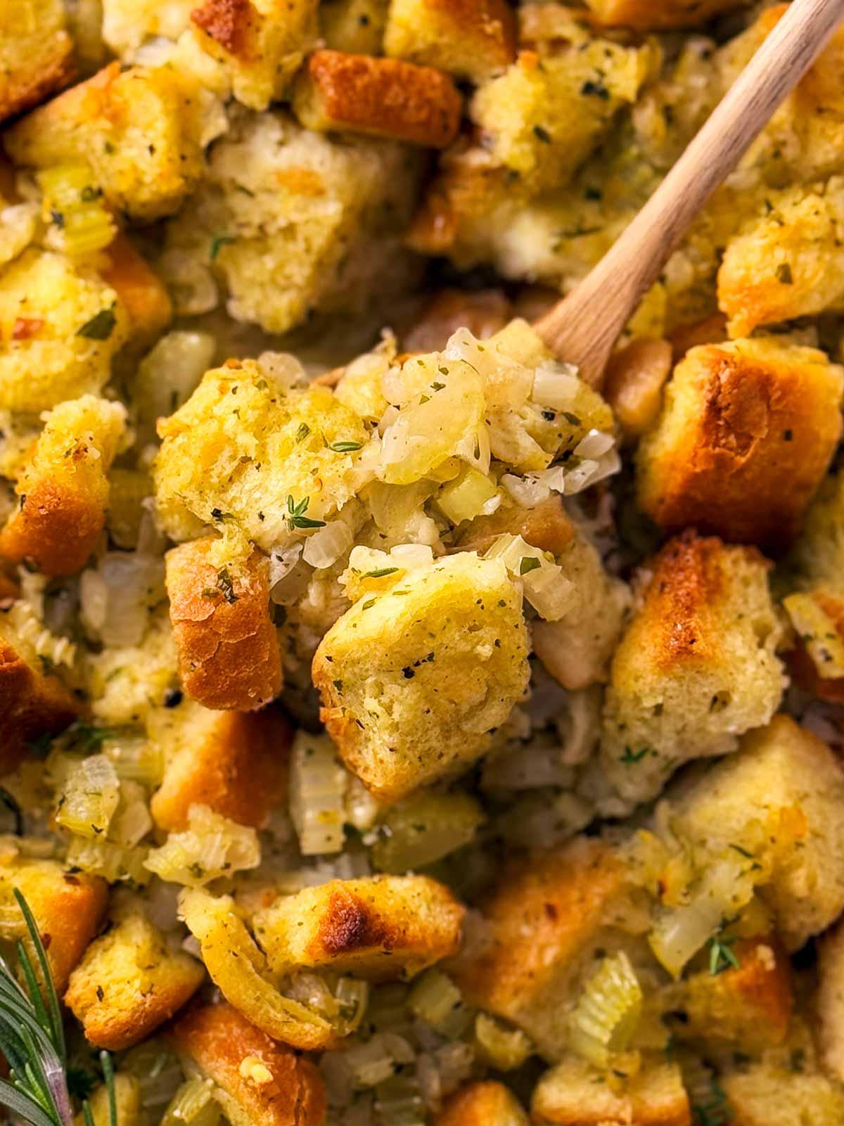 Homemade Herb Bread Crumb Stuffing: A Comfort Classic | Savory Touch